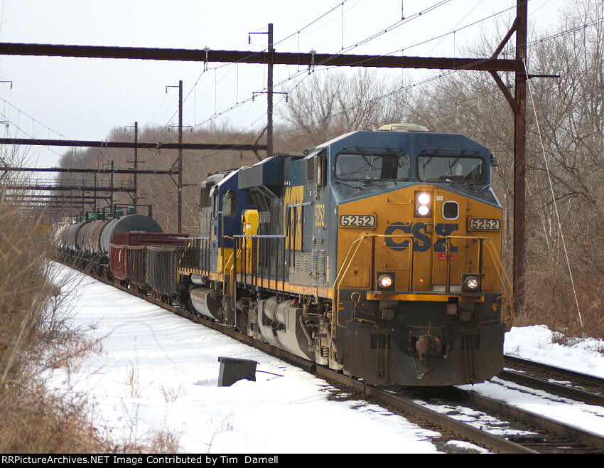 CSX 5252 leads Q438